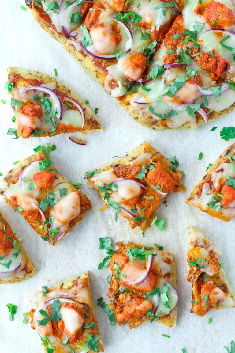Chicken Tikka Naanza (Naan Pizza!) - That Spicy Chick