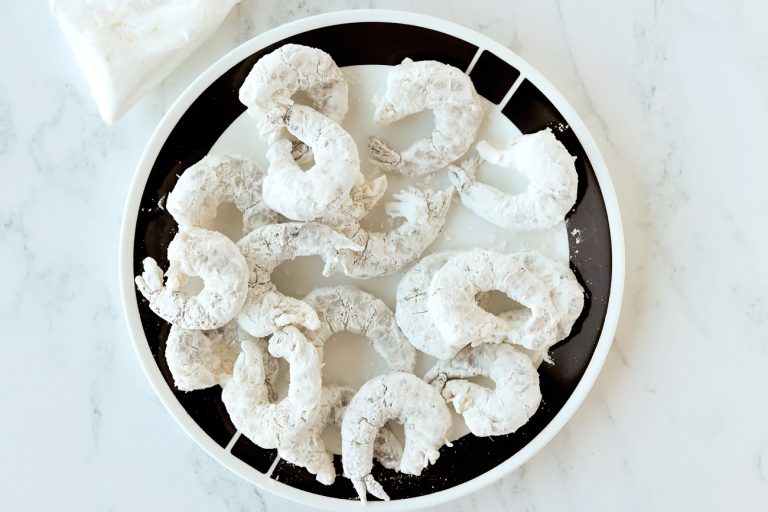 Crispy Prawns with Spicy Mango Mayonnaise - That Spicy Chick