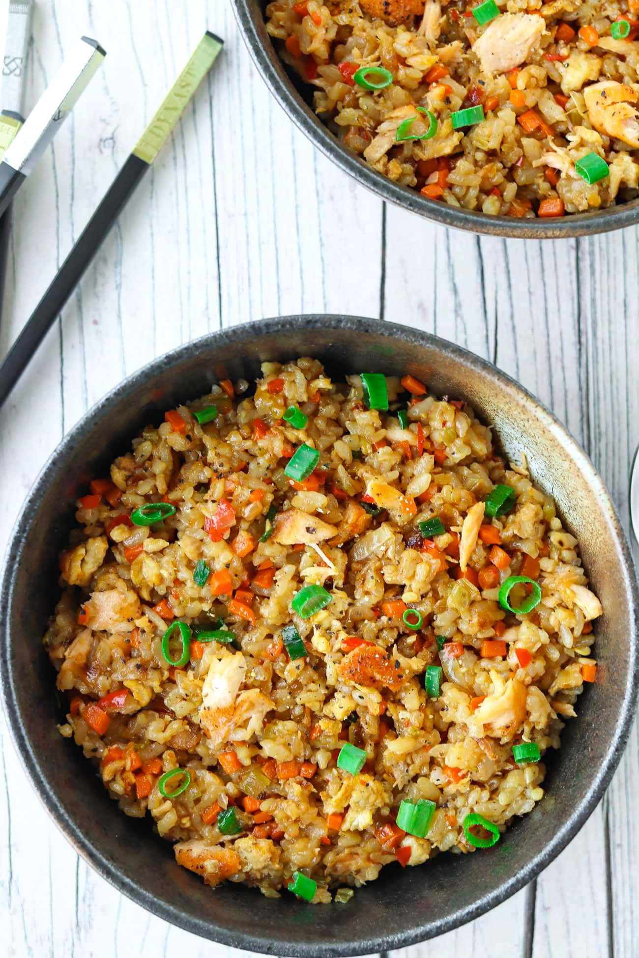 Garlic Salmon Fried Rice (easy weeknight dinner!) - That Spicy Chick