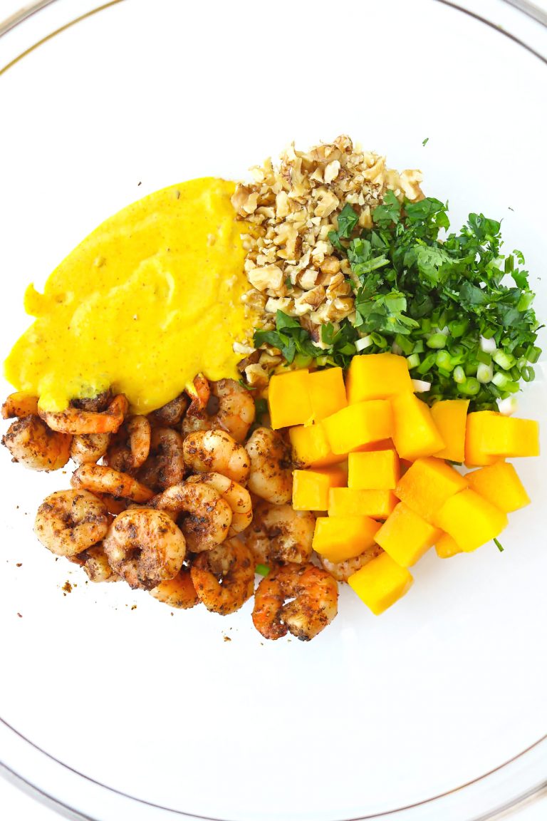 Cajun Shrimp Mango Tacos (w/ Spicy Mango Mayo!) - That Spicy Chick