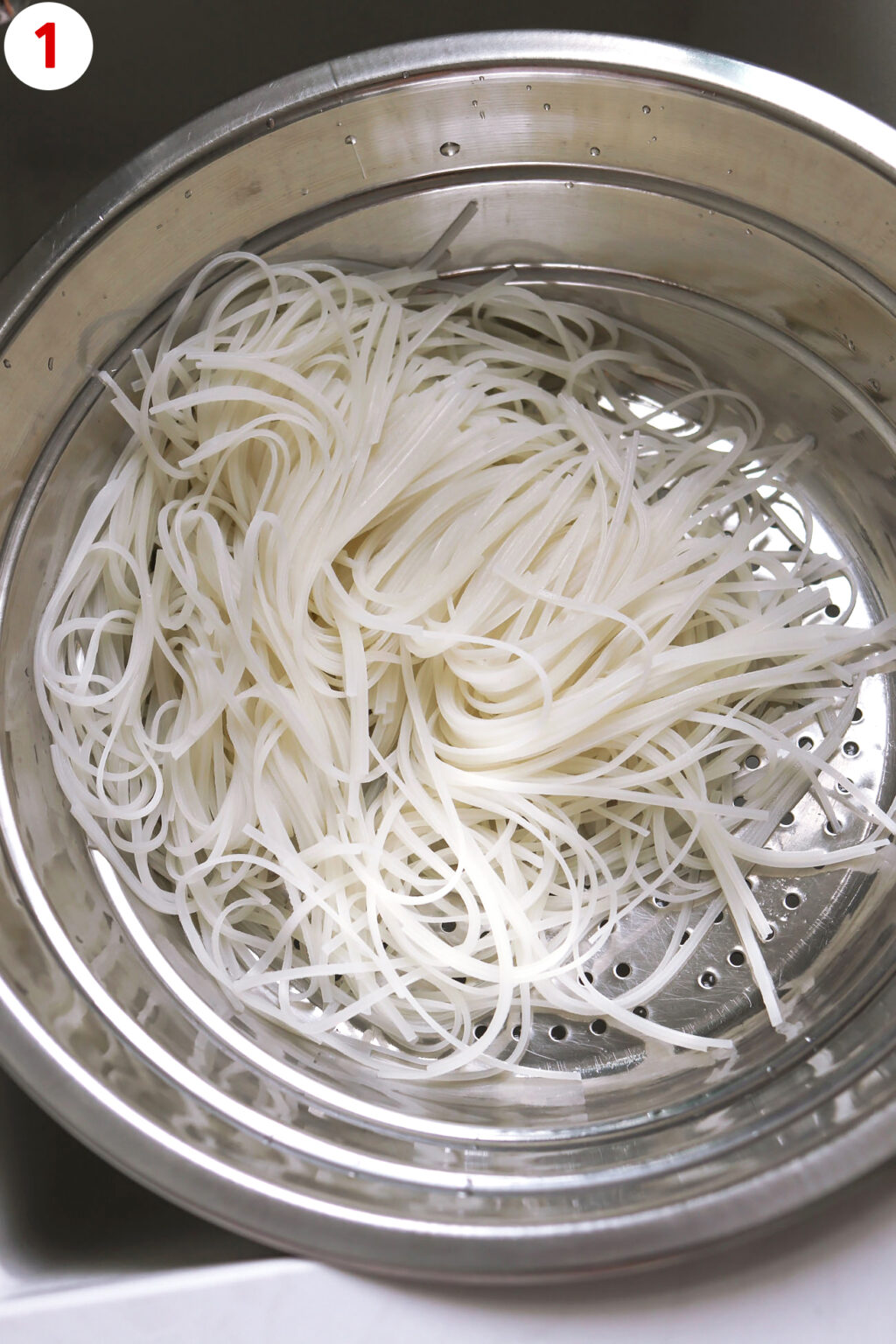 Pad Mee Korat (Pad Thai's spicier cousin!) - That Spicy Chick