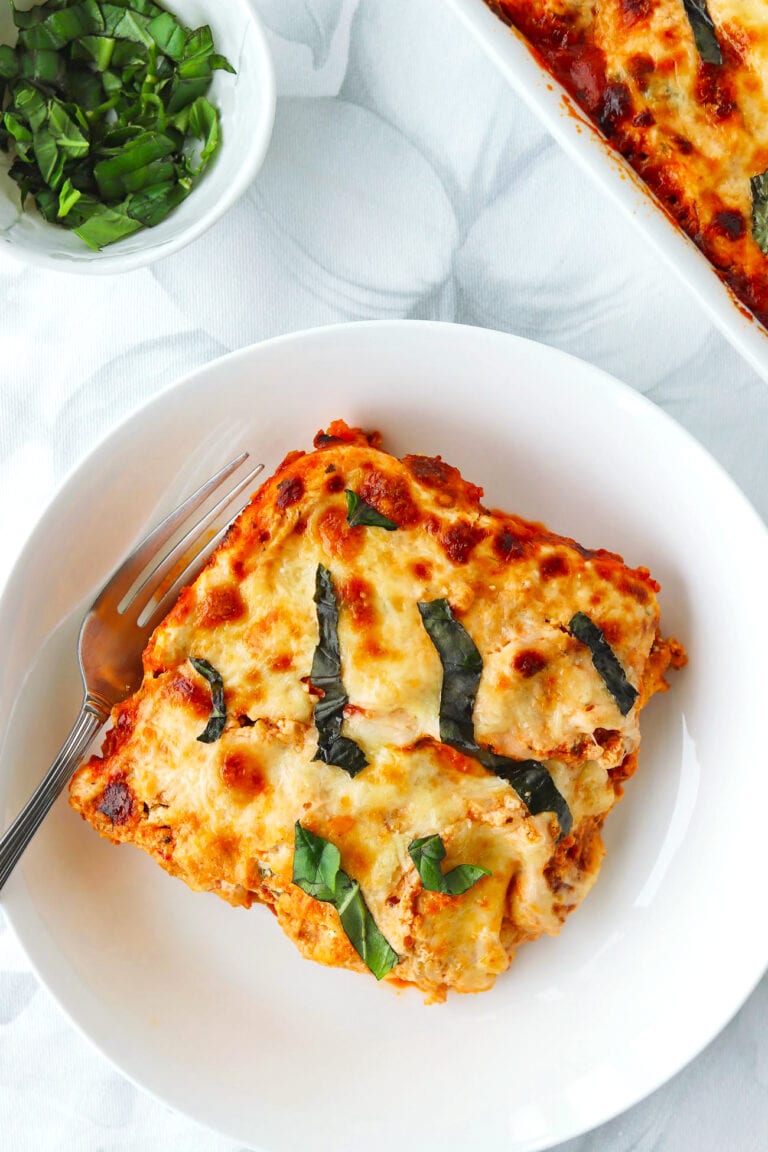 Buffalo Chicken Ravioli Lasagna - That Spicy Chick