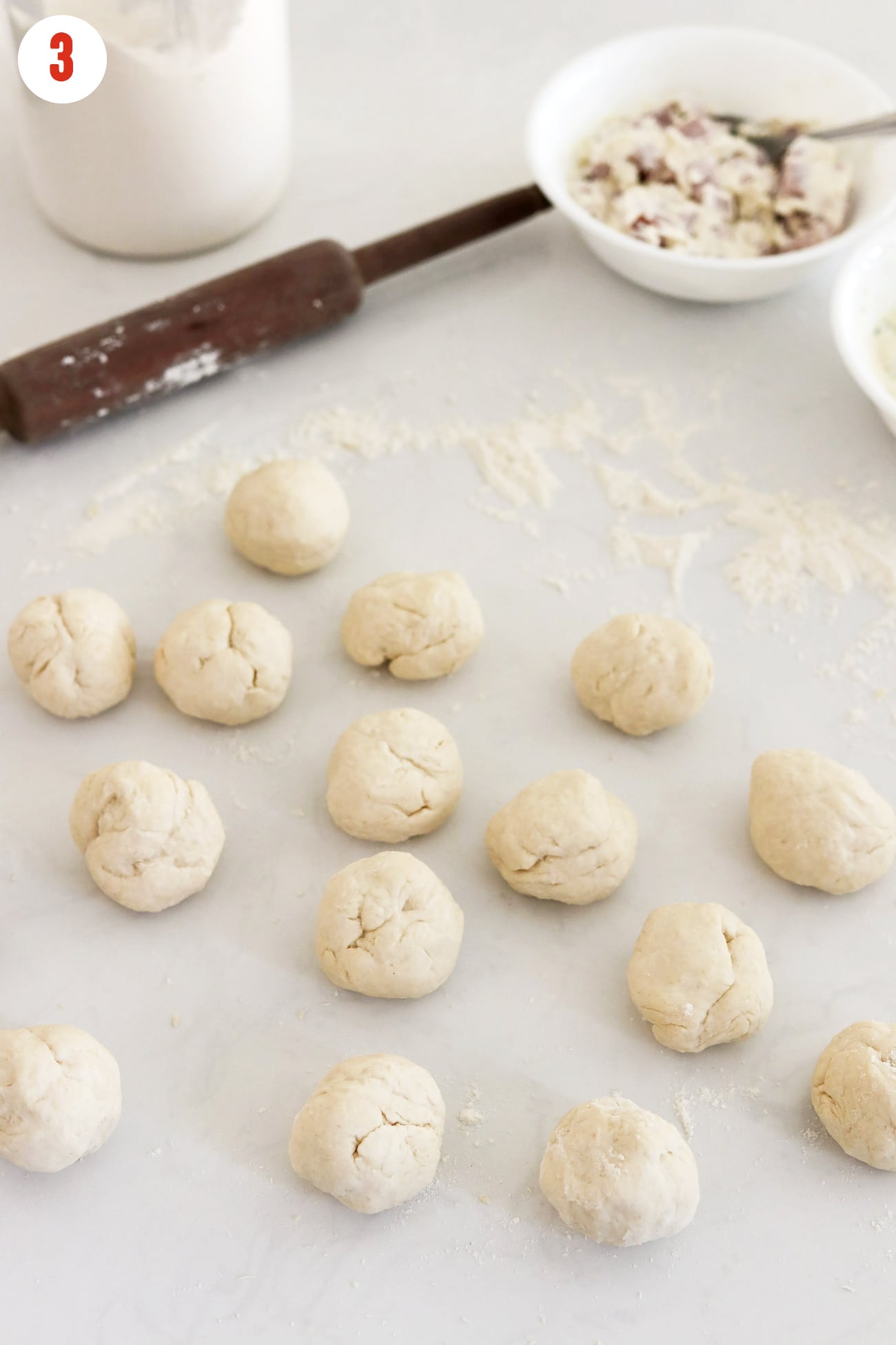 Stuffed Bagel Bombs (made with Greek Yogurt Dough!) - That Spicy Chick