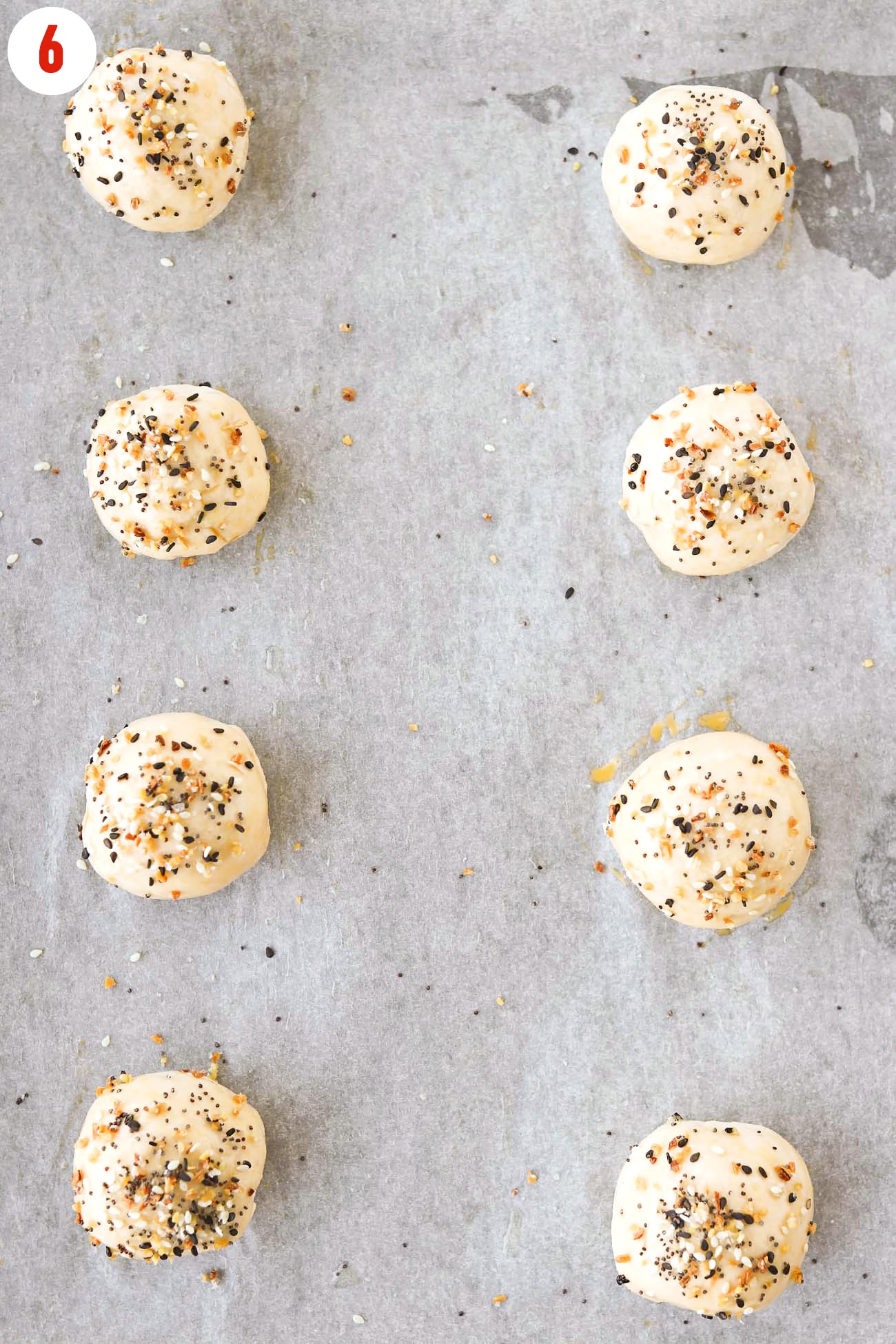 Stuffed Bagel Bombs (made with Greek Yogurt Dough!) - That Spicy Chick