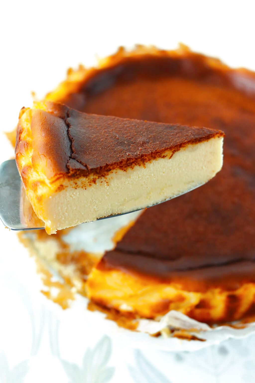 Lemon Basque Burnt Cheesecake - That Spicy Chick