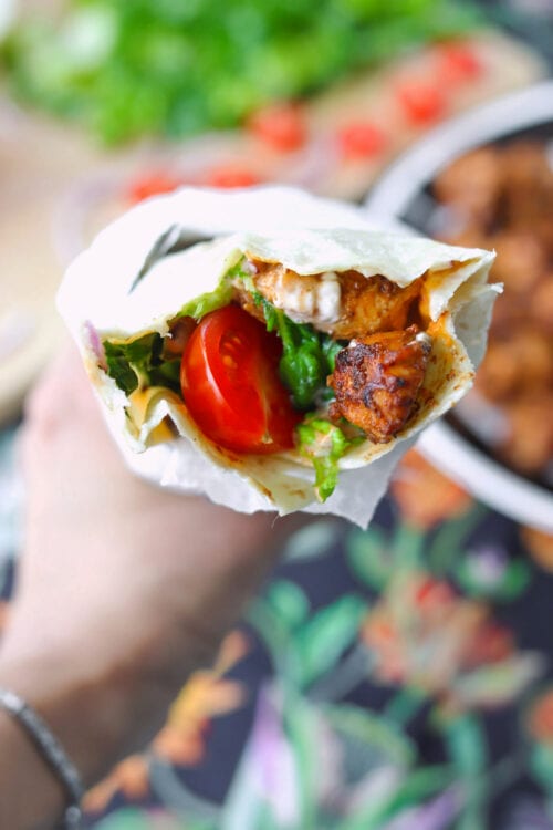 Chicken Shish Kebab Rolls (Easy Skillet Recipe!) - That Spicy Chick