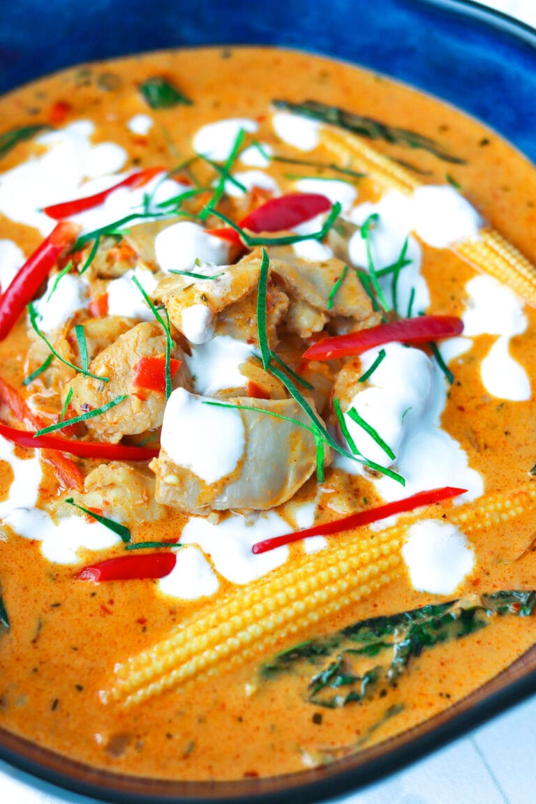 Thai Panang Chicken Curry (Easy Weeknight Recipe!) - That Spicy Chick