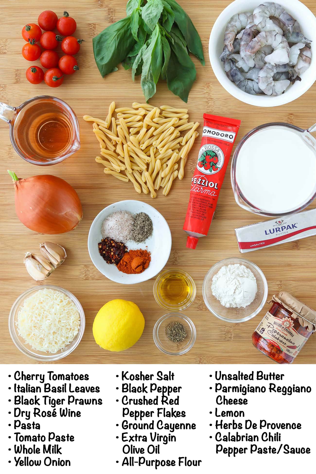 Creamy Rosé Pasta with Prawns - That Spicy Chick