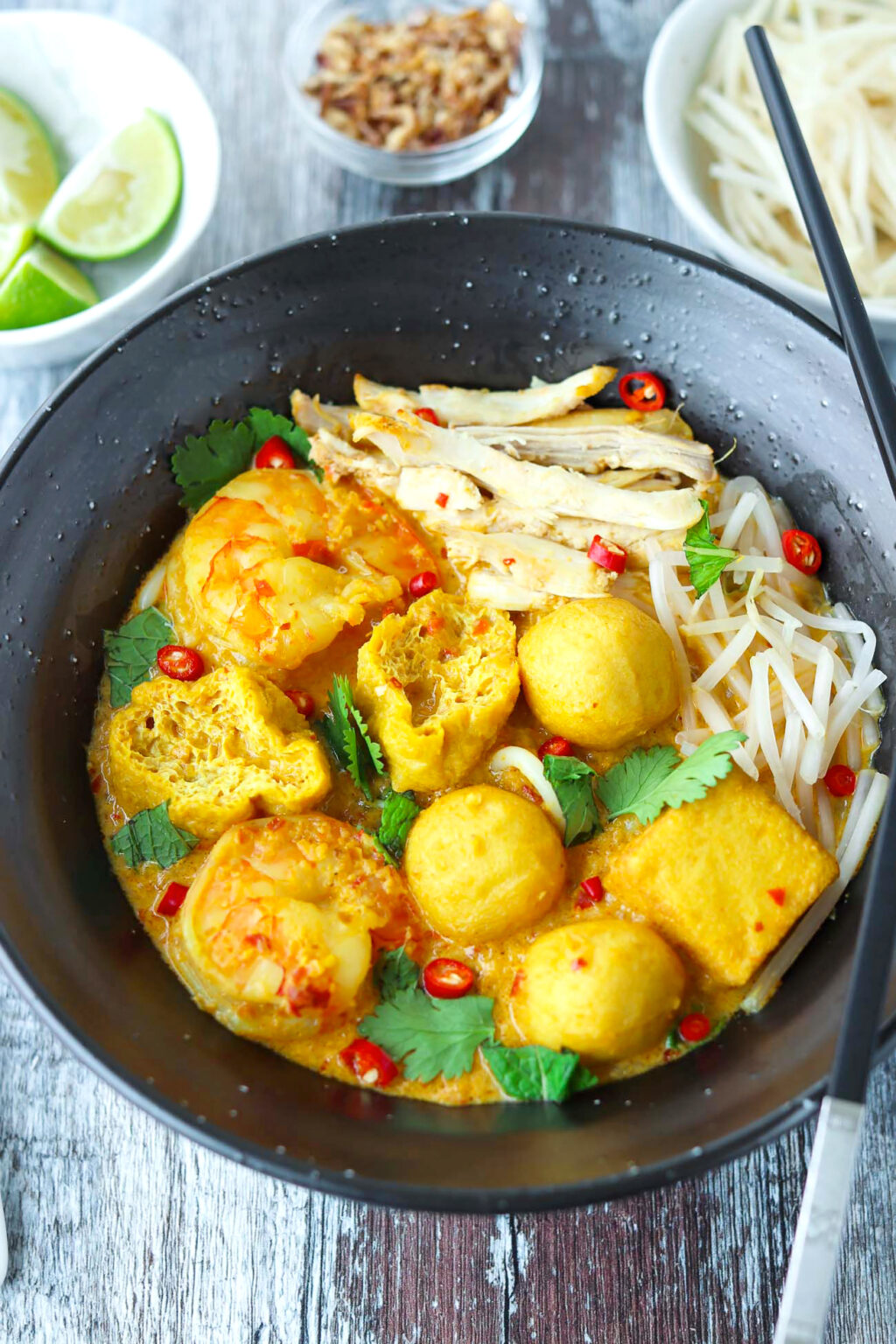 Spicy Curry Laksa (with homemade laksa paste!) - That Spicy Chick