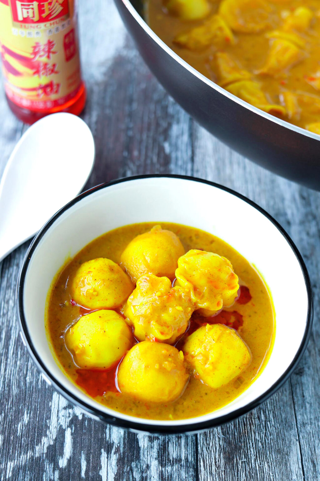 Hong Kong Curry Fish Balls (and Siu Mai / Shu Mai) - That Spicy Chick