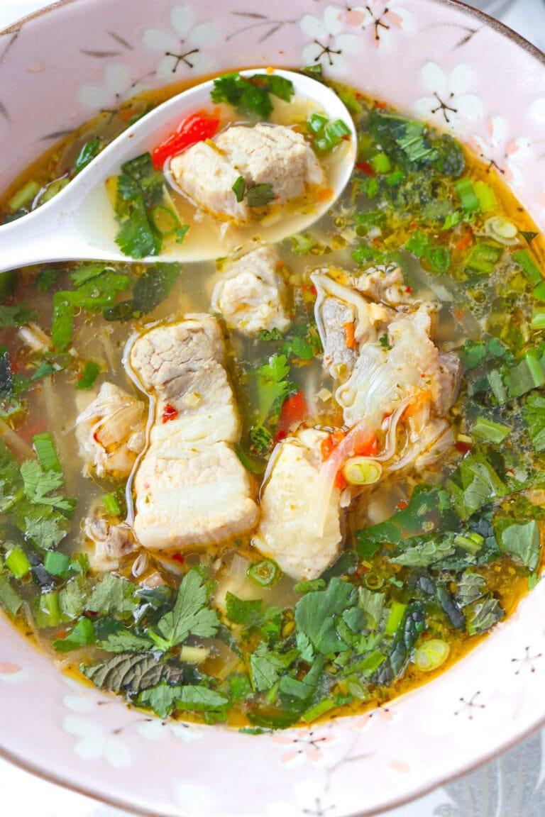 Thai Spicy Pork Rib Soup (Tom Saap Hot & Sour Pork Soup) - That Spicy Chick