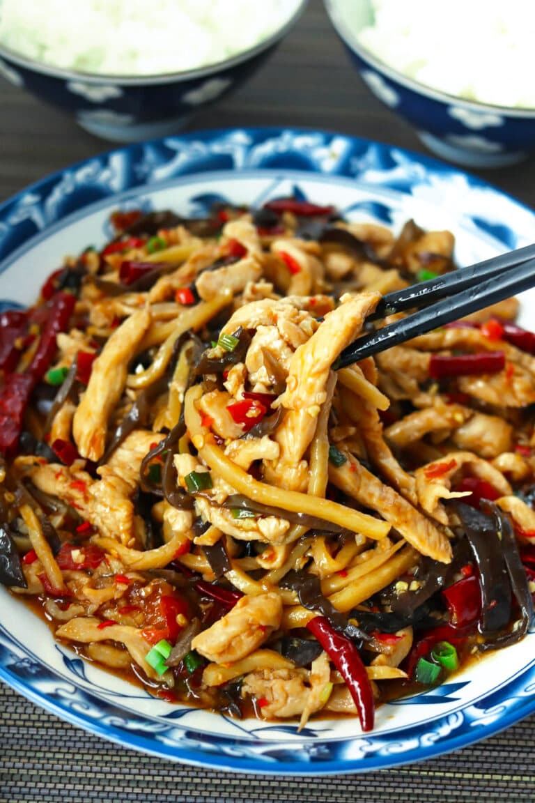 Yu Xiang Chicken (Sichuan Shredded Chicken with Hot Garlic Sauce - Yu ...