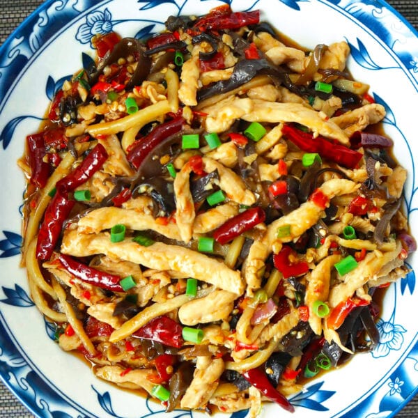 Yu Xiang Chicken (Sichuan Shredded Chicken with Hot Garlic Sauce - Yu ...