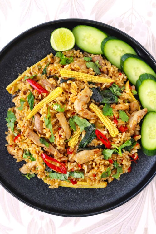 Thai Green Curry Fried Rice with Chicken - That Spicy Chick