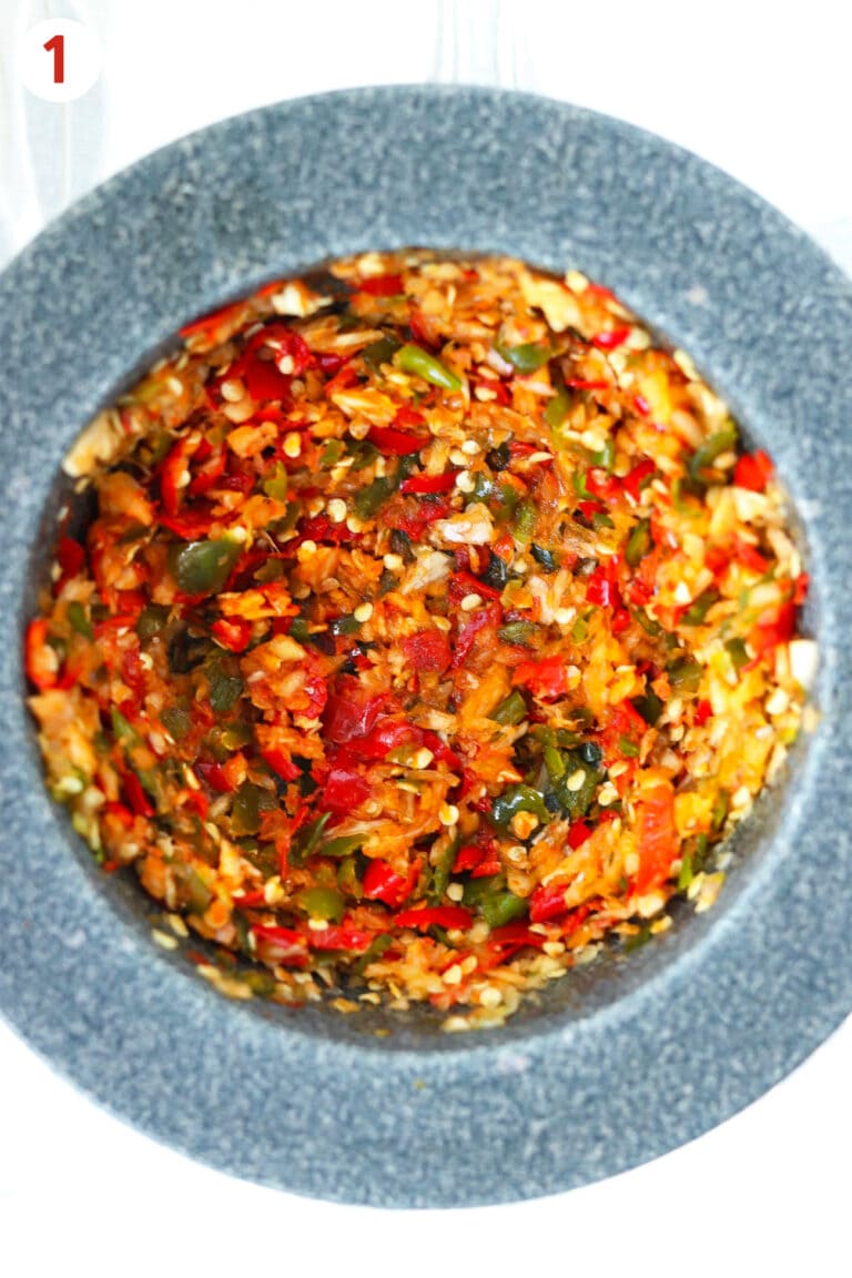 Thai Green Curry Fried Rice with Chicken - That Spicy Chick