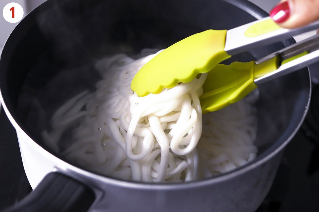 Creamy Mushroom Udon with Chicken - That Spicy Chick
