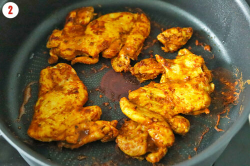 Peri Peri Chicken and Rice (Nando's Peri Peri Sauce!) - That Spicy Chick