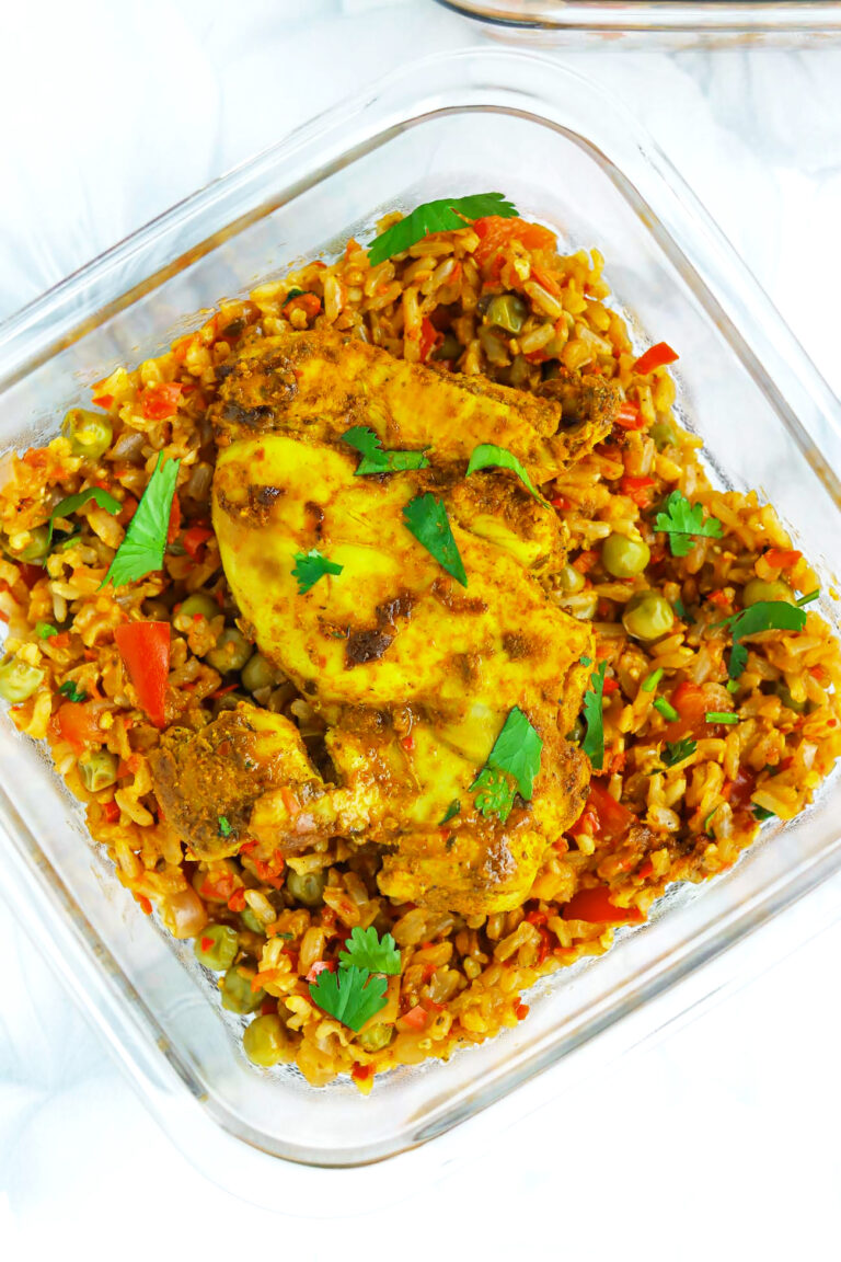 Peri Peri Chicken and Rice (Nando's Peri Peri Sauce!) - That Spicy Chick