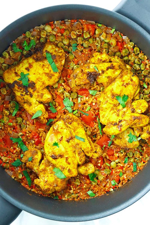 Peri Peri Chicken and Rice (Nando's Peri Peri Sauce!) - That Spicy Chick