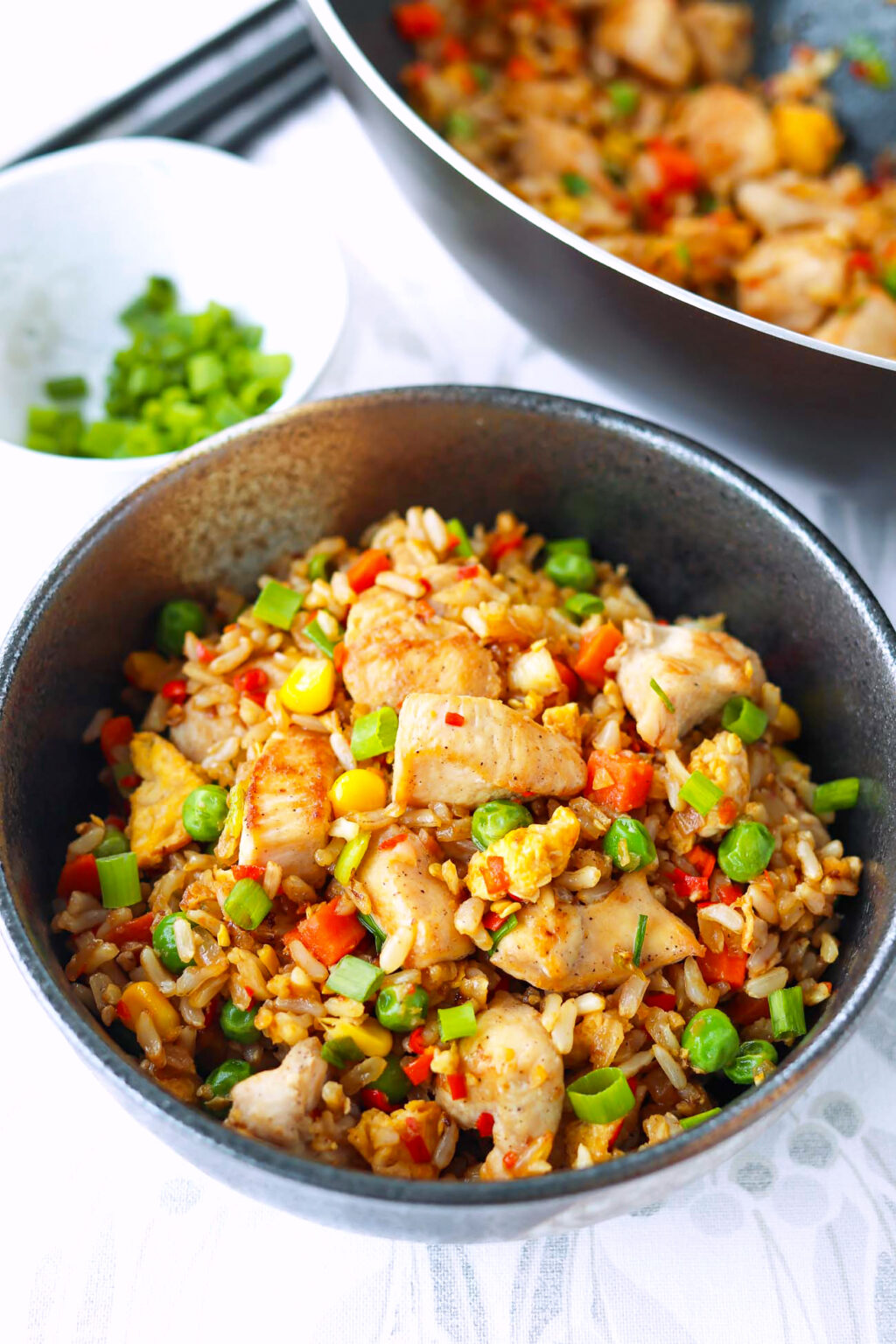 Spicy Chicken Fried Rice (Easy + Meal Prep) - That Spicy Chick