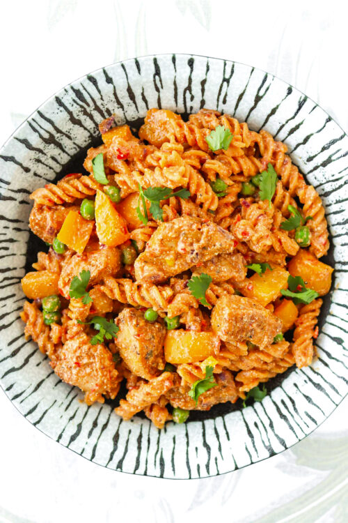 Creamy Peri Peri Chicken Pasta (High Protein!) - That Spicy Chick