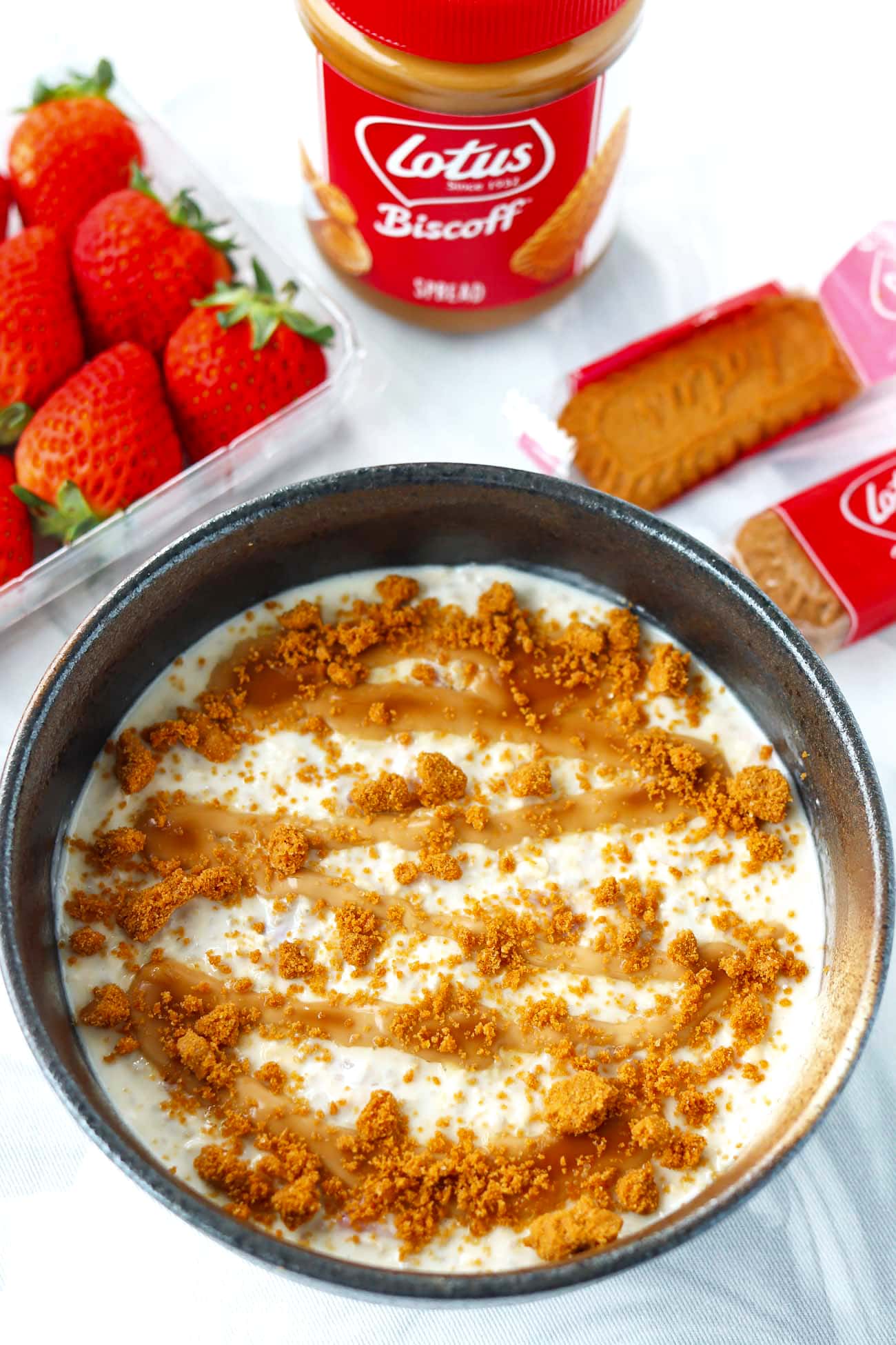 Biscoff Overnight Oats (35 grams protein) - That Spicy Chick