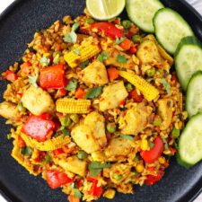 Thai Yellow Curry Fried Rice - That Spicy Chick