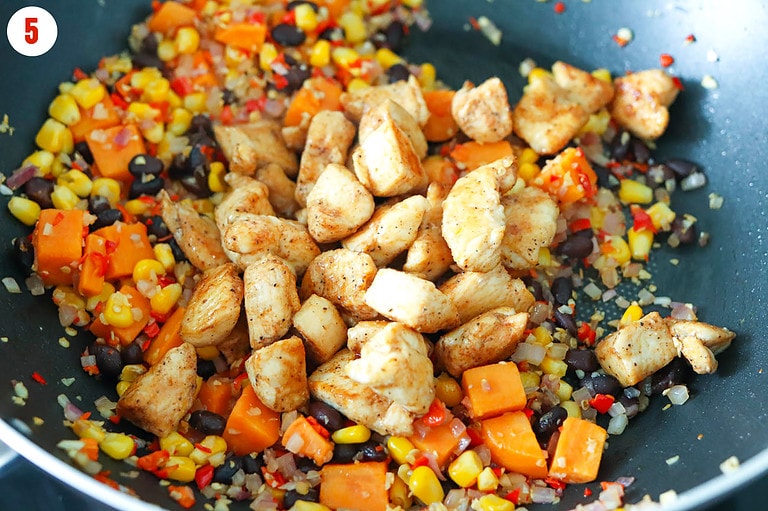 Mexican Fried Rice with Chicken - That Spicy Chick