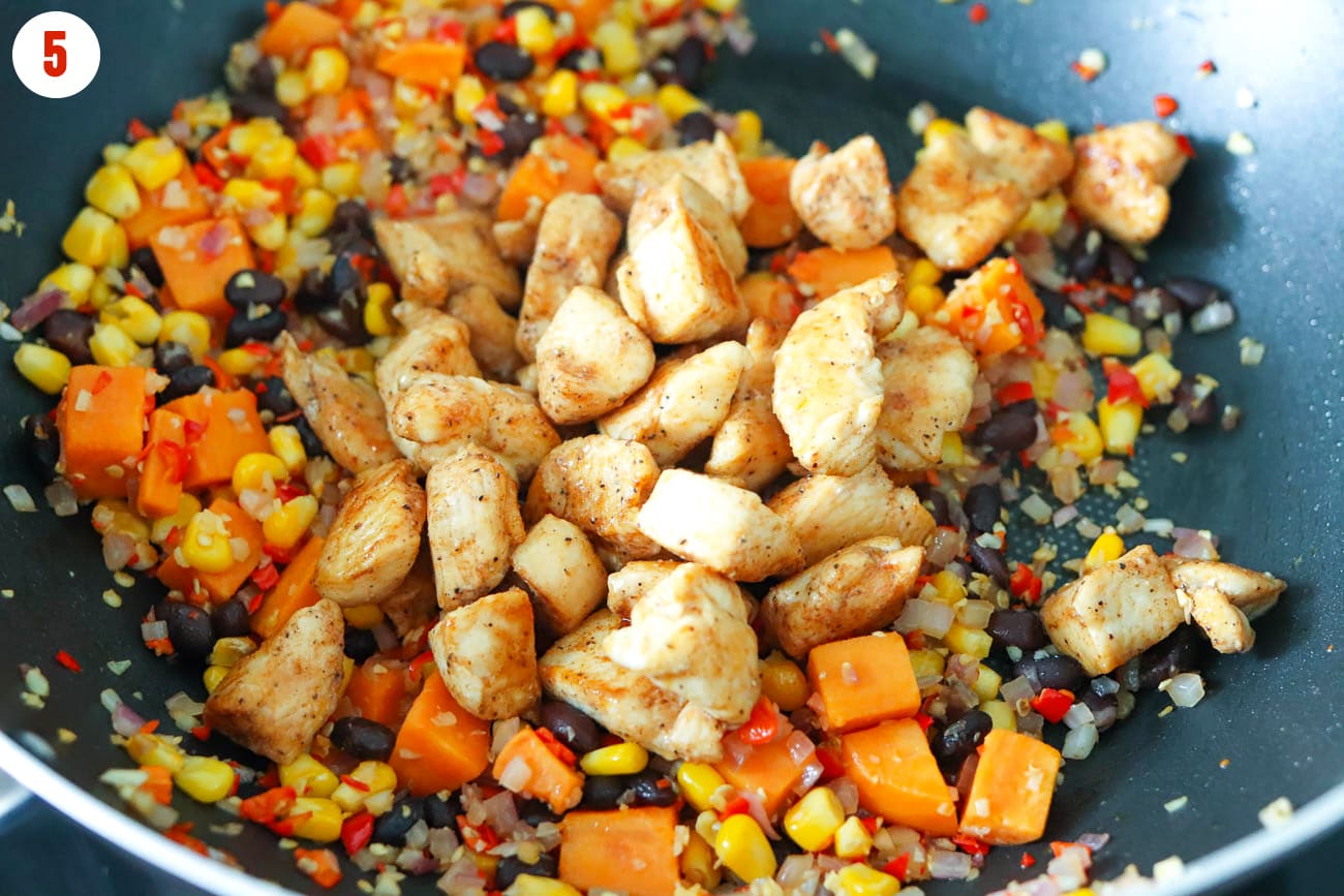 Mexican Fried Rice with Chicken - That Spicy Chick