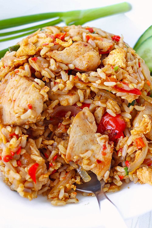 Thai Fried Rice (Khao Pad) - That Spicy Chick