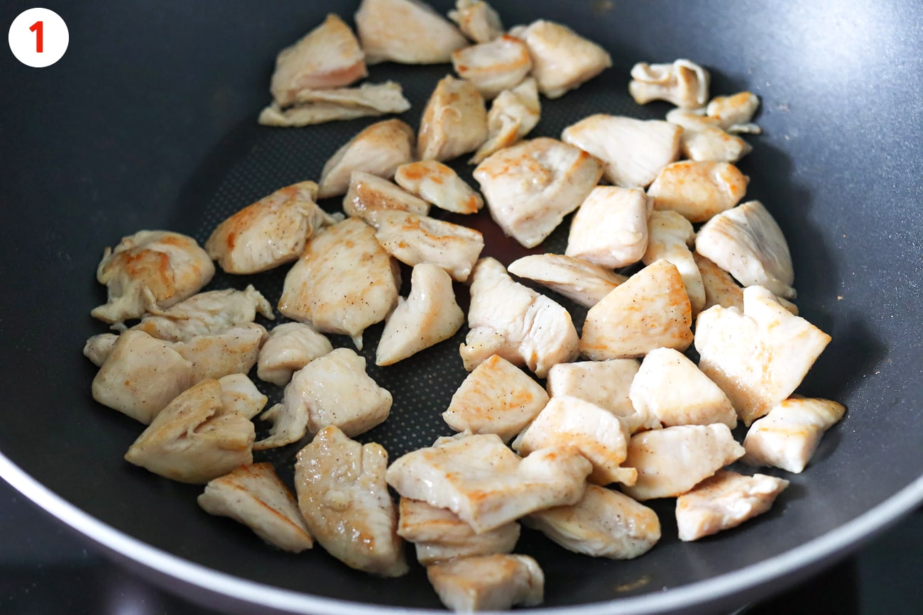 Thai Fried Rice (Khao Pad) - That Spicy Chick