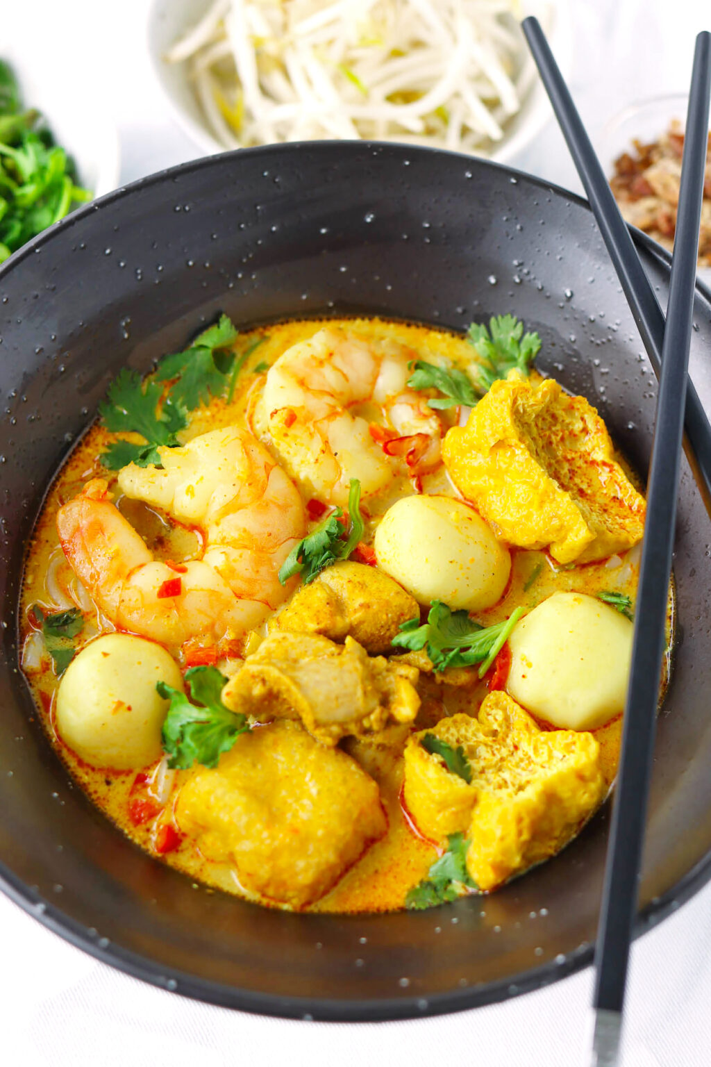 Easy Laksa Noodle Soup - That Spicy Chick