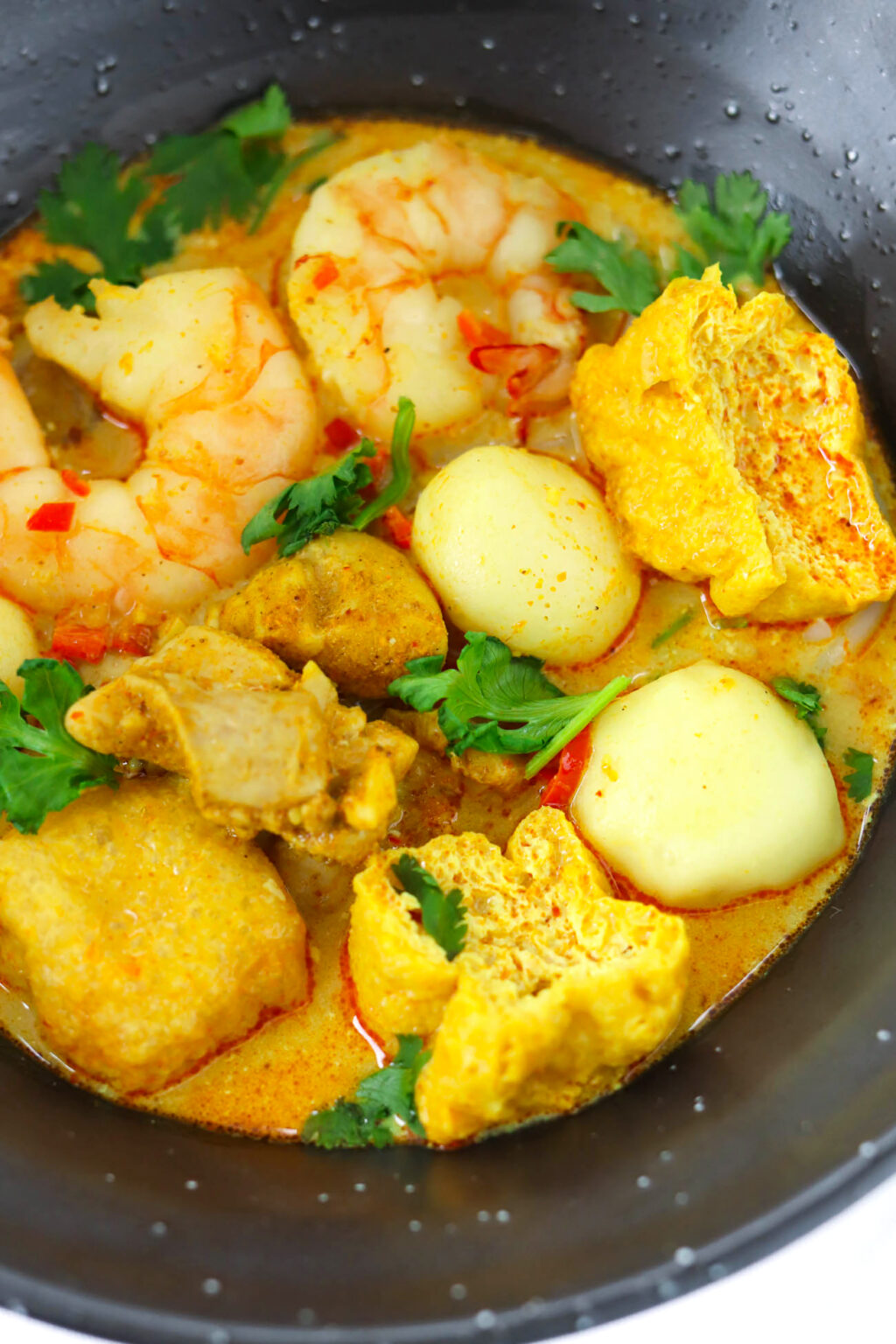 Easy Laksa Noodle Soup - That Spicy Chick