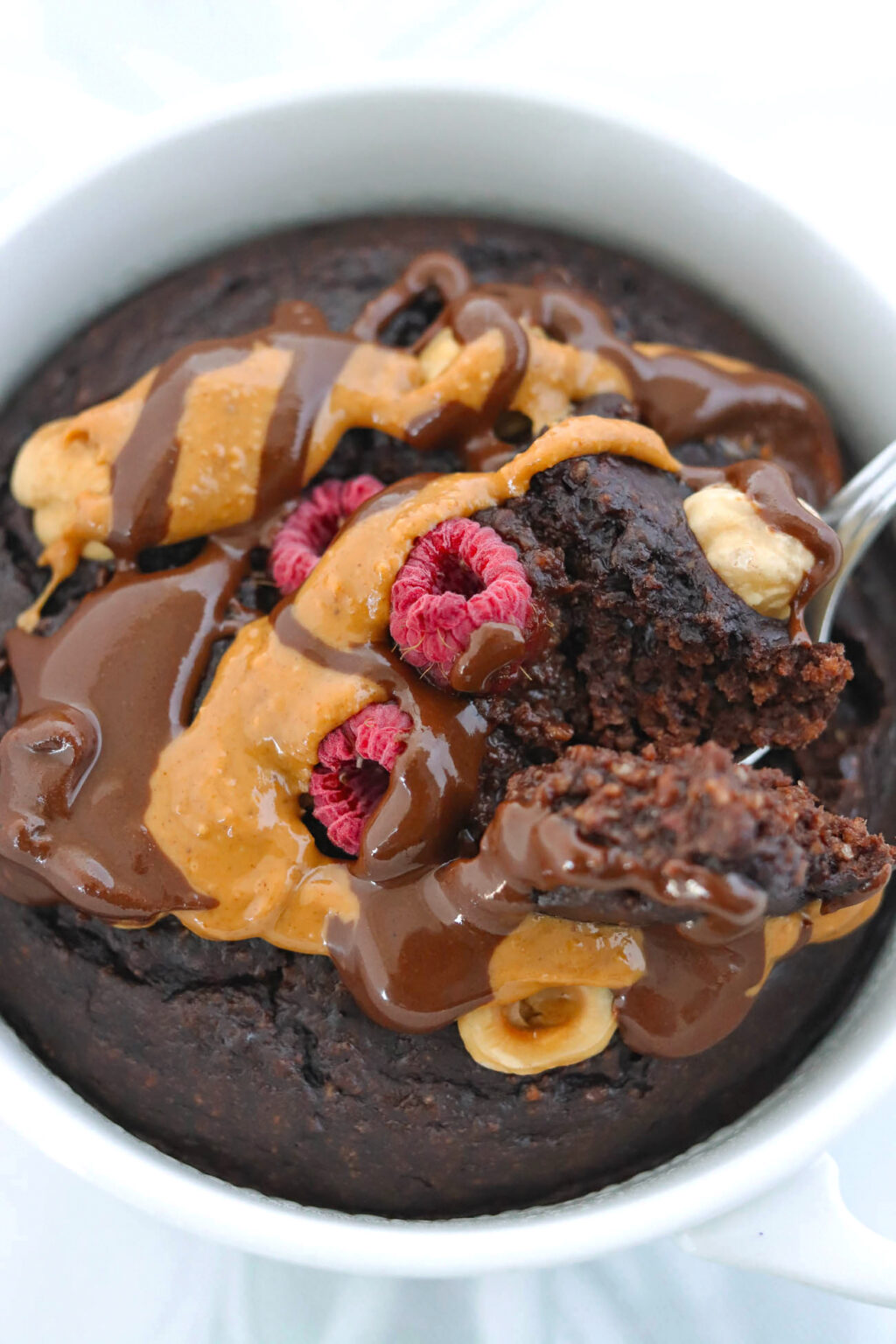 Chocolate Hazelnut Baked Oats - That Spicy Chick