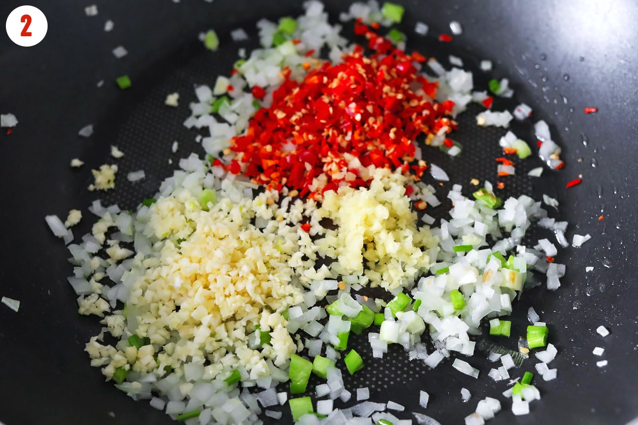 Kimchi Fried Rice with Chicken - That Spicy Chick