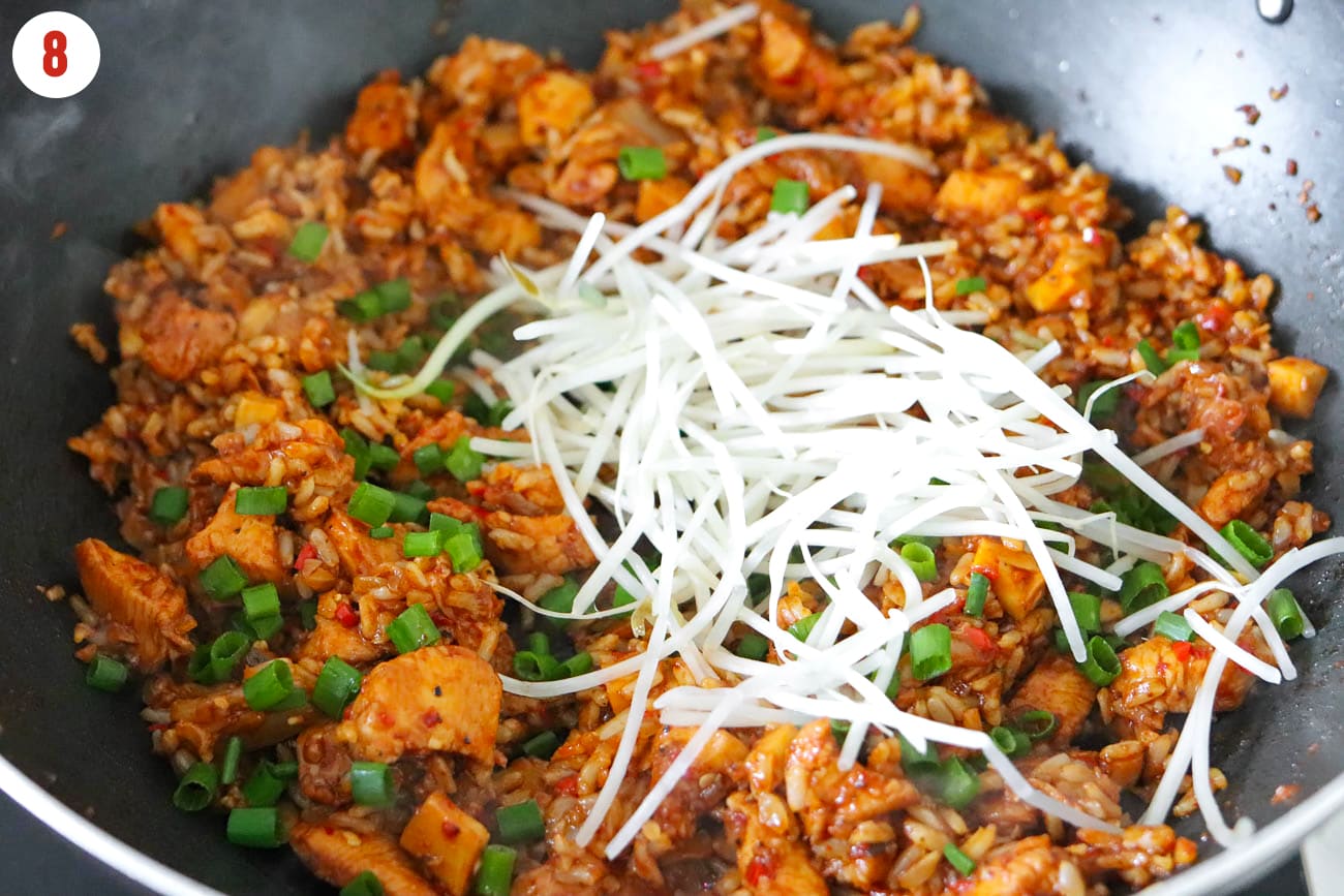 Kimchi Fried Rice with Chicken - That Spicy Chick