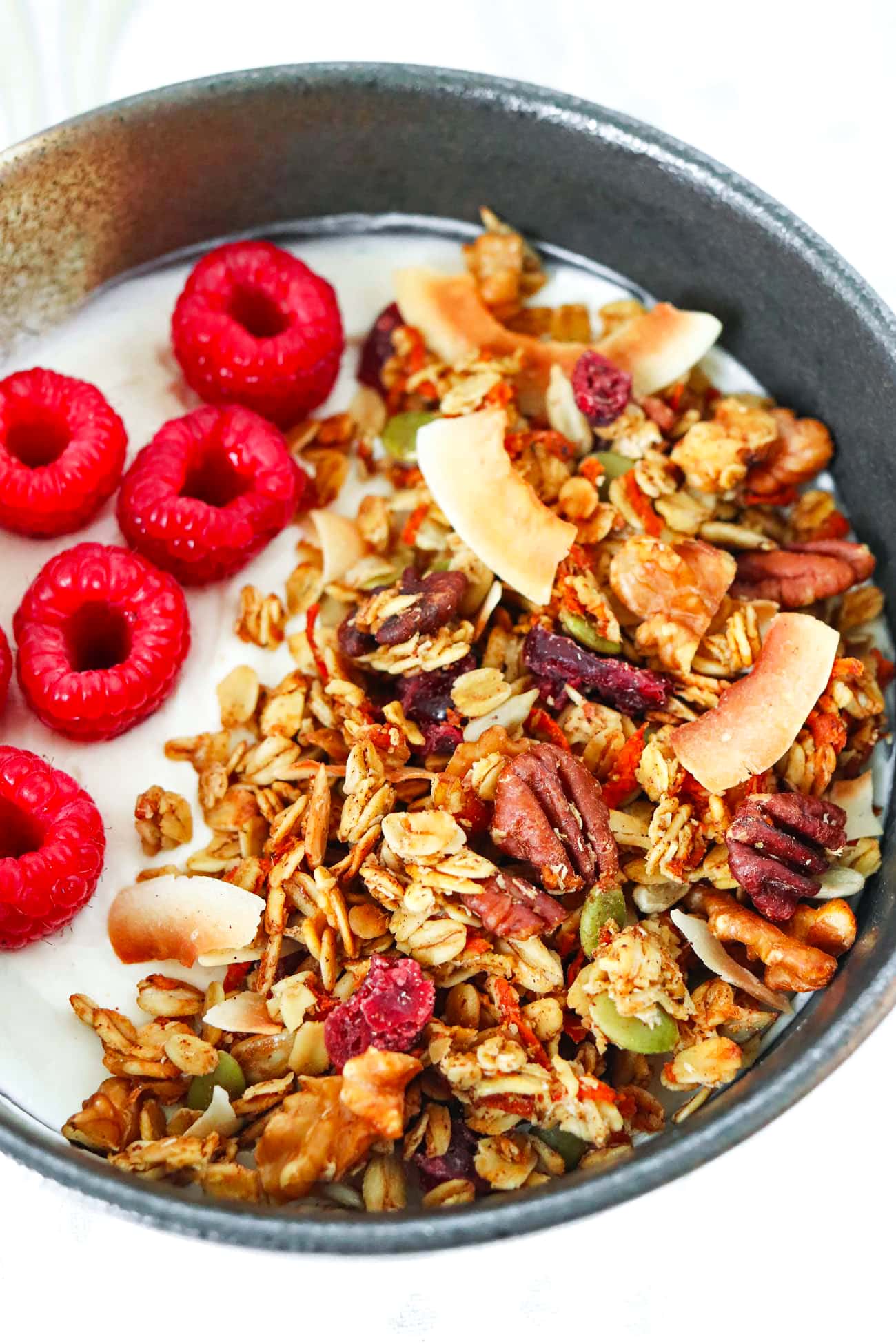 Healthy Carrot Cake Granola (Gluten-Free + Vegan) - That Spicy Chick