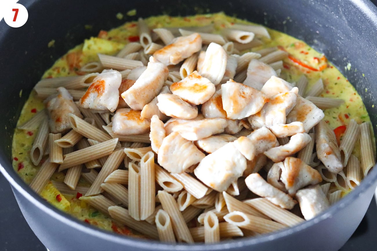 Creamy Chicken Curry Pasta with Thai Curry Paste - That Spicy Chick