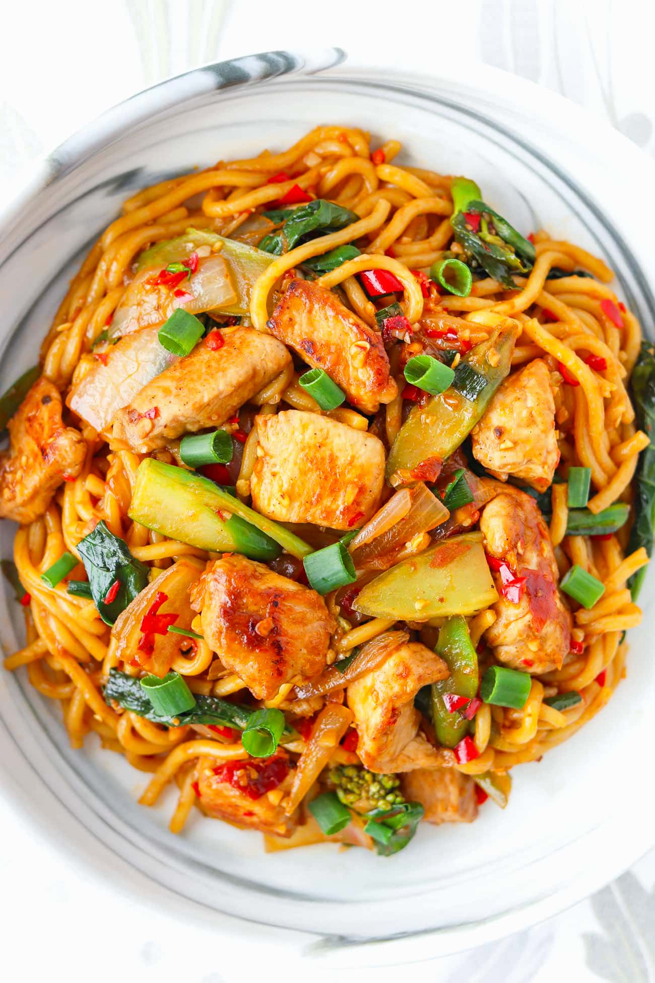 Hoisin Chicken Noodles - That Spicy Chick