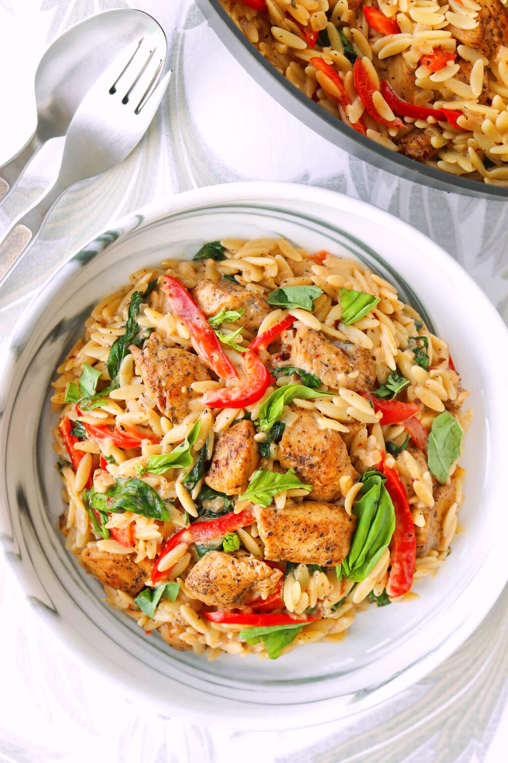 Creamy Cajun Chicken Orzo - That Spicy Chick