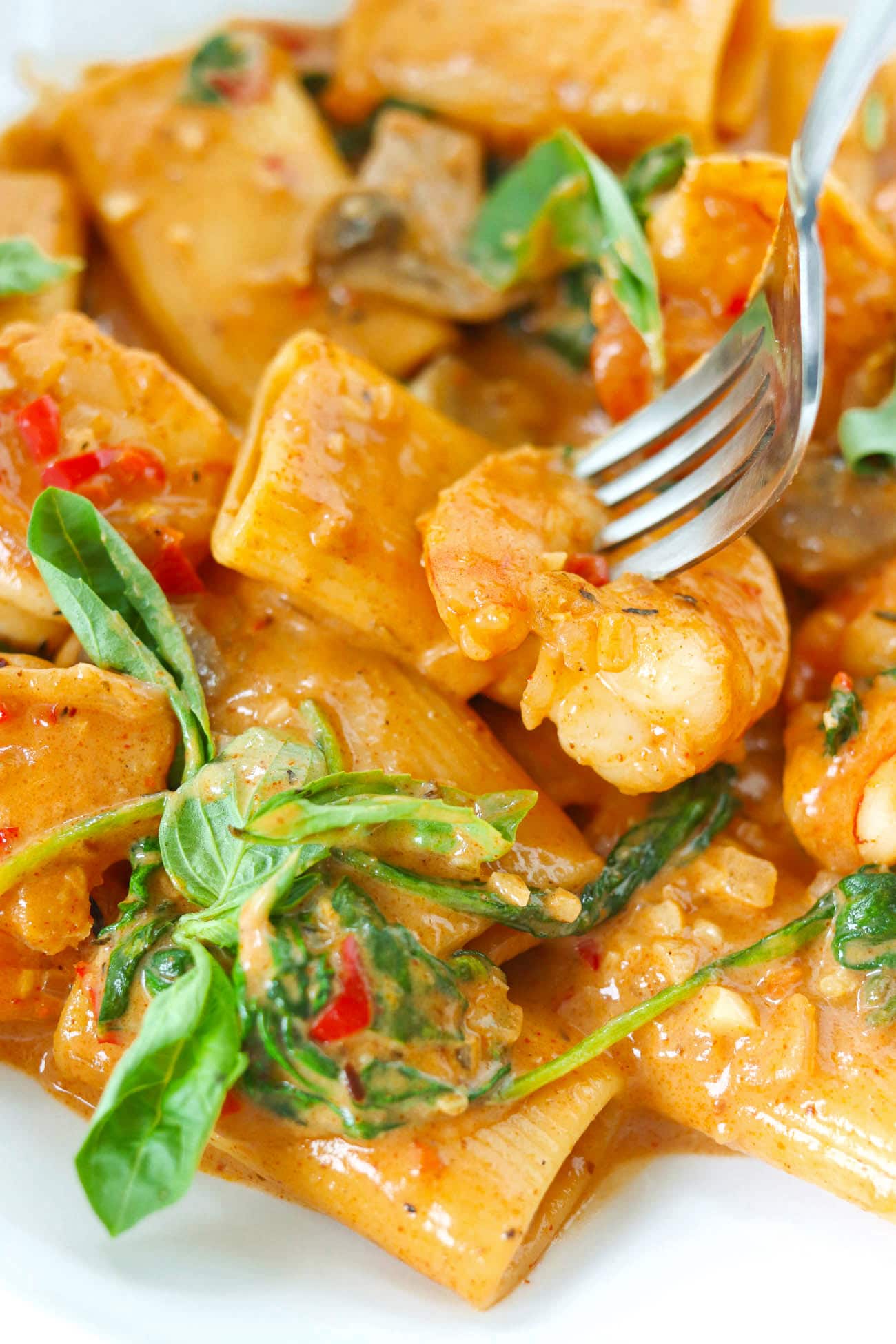 Creamy Gochujang Pasta with Shrimp - That Spicy Chick