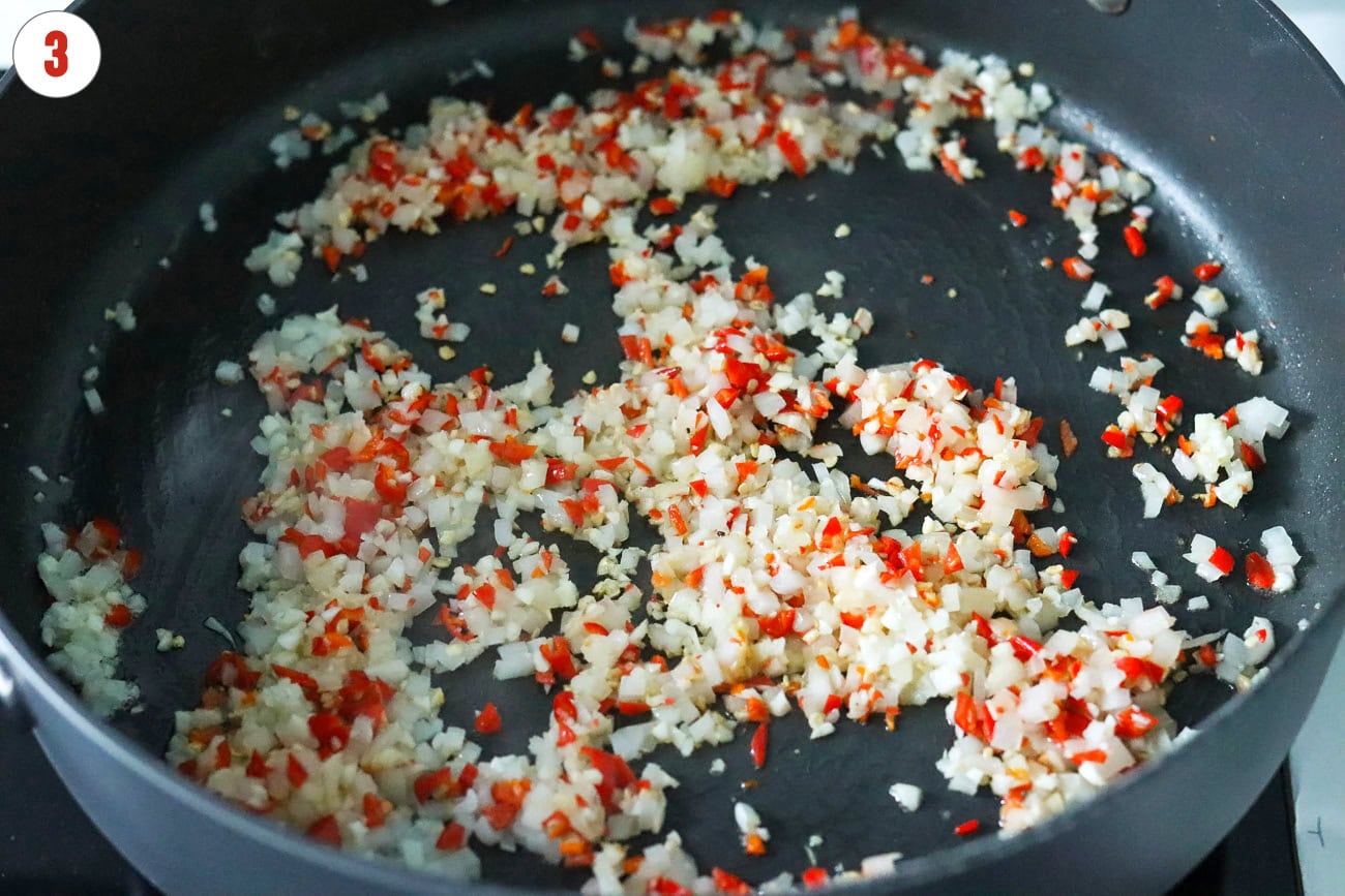 Marry Me Chicken Orzo (Easy Weeknight Dinner) - That Spicy Chick