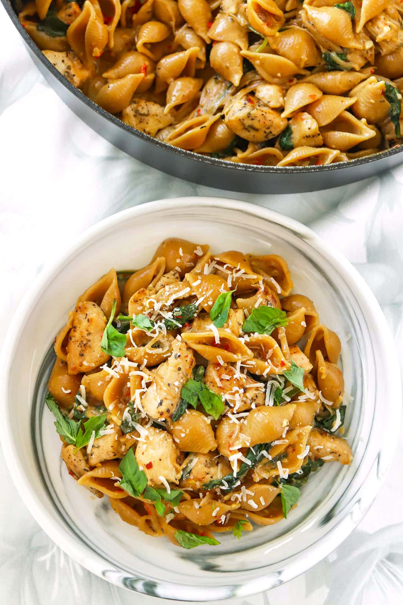 French Onion Chicken Pasta - That Spicy Chick