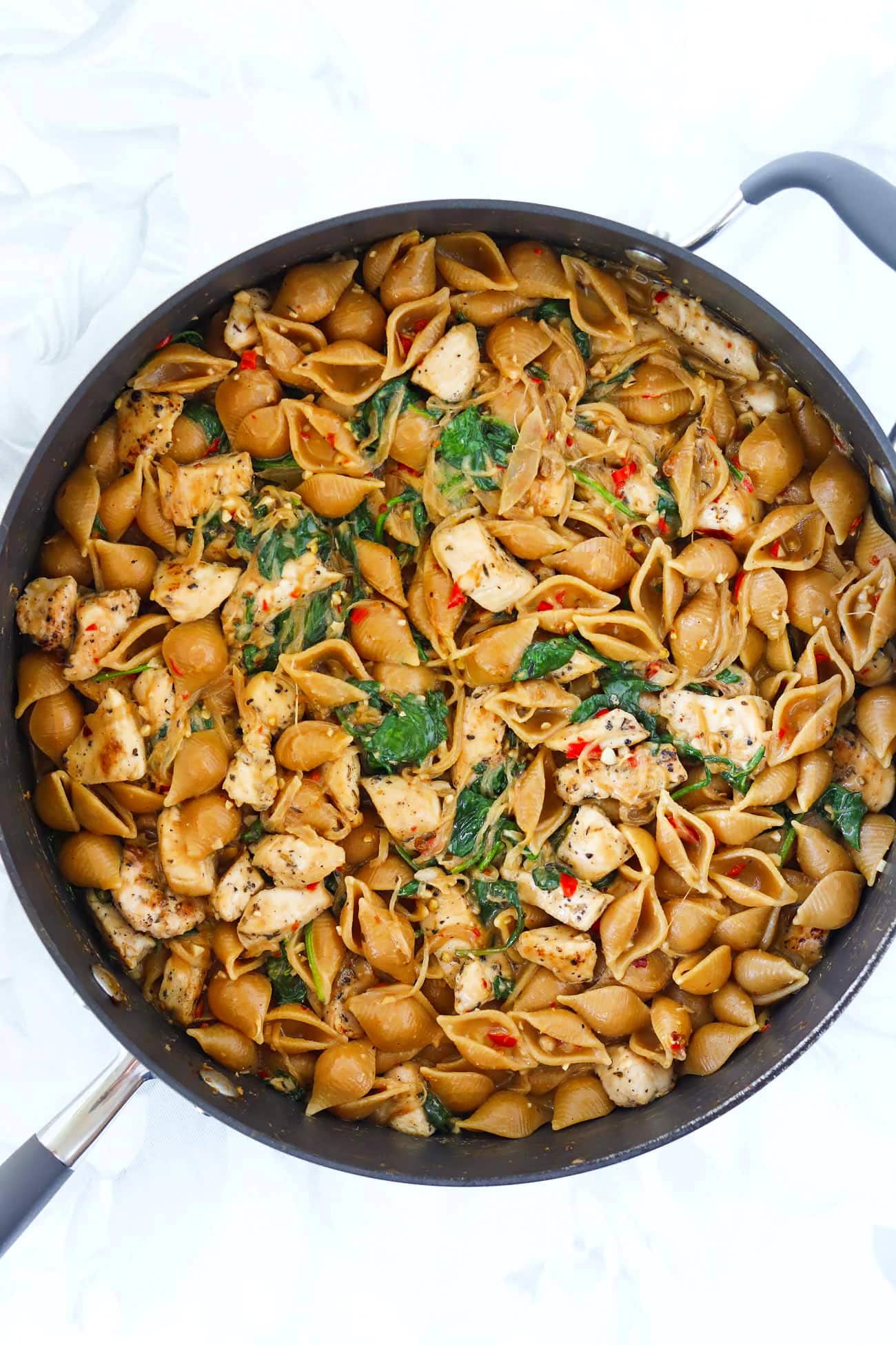 French Onion Chicken Pasta - That Spicy Chick