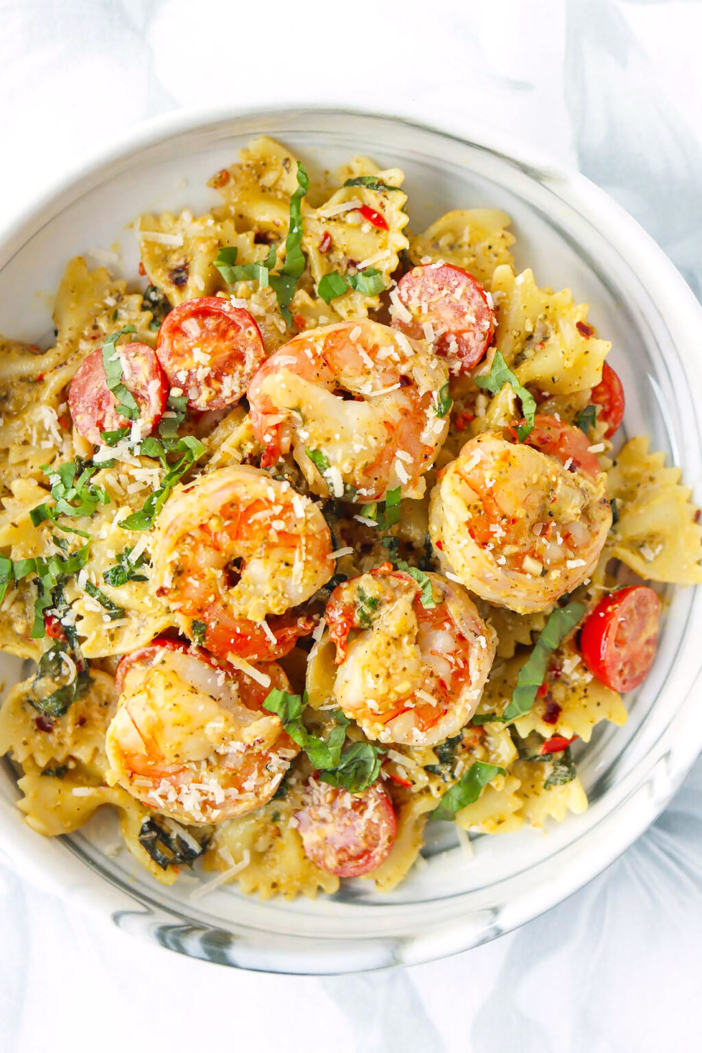Creamy Pesto Pasta with Shrimp - That Spicy Chick