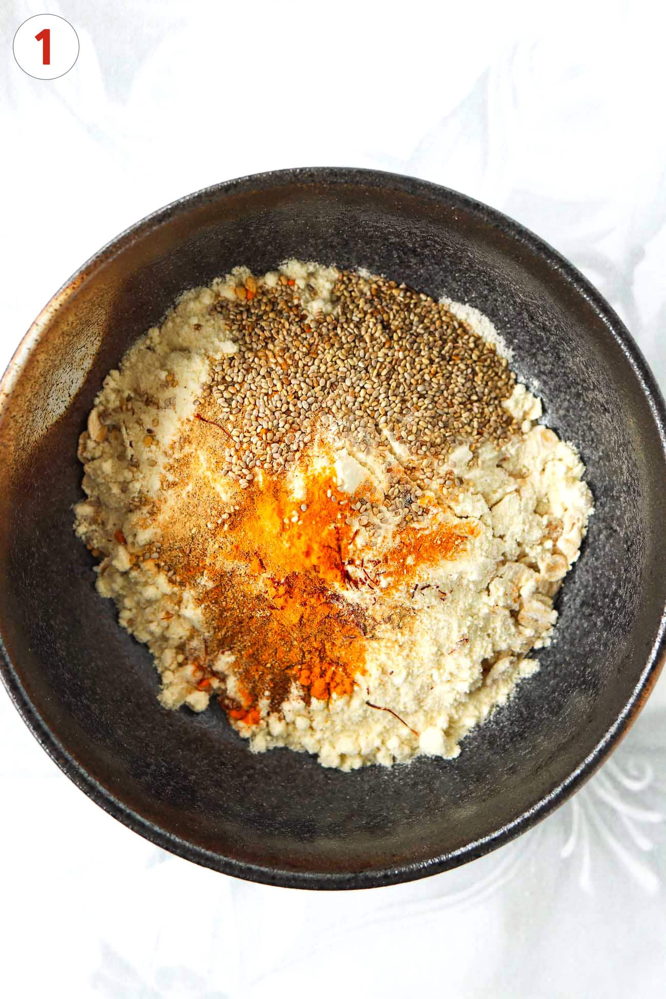 Golden Milk Overnight Oats - That Spicy Chick