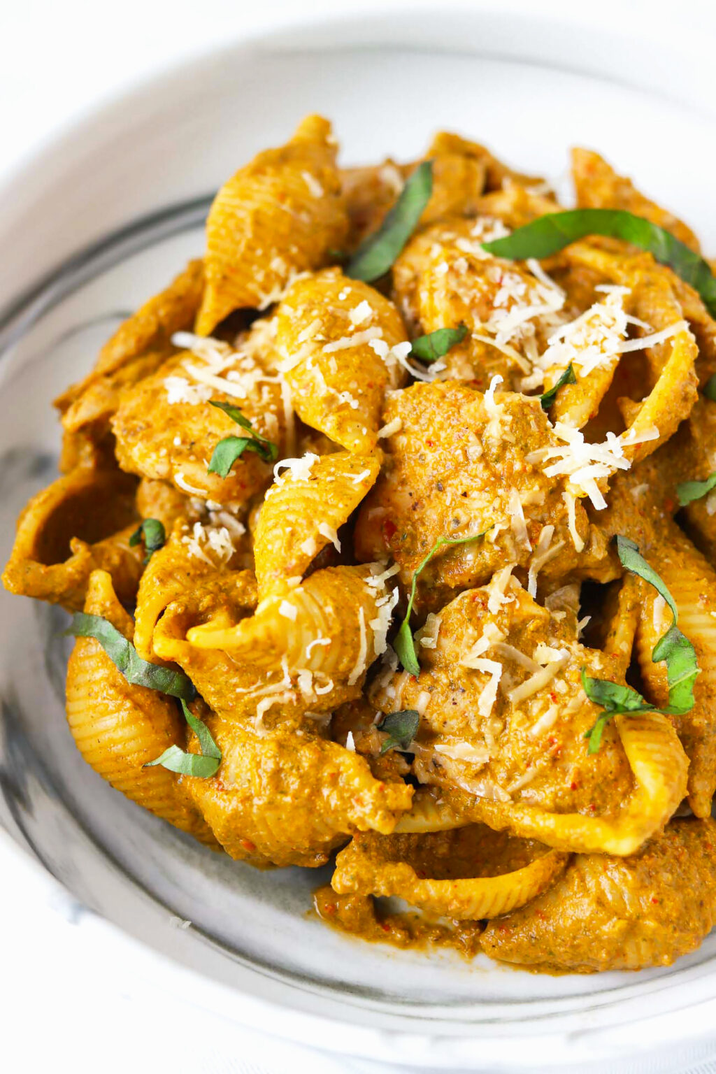 Cottage Cheese Pasta with Tomato, Arugula and Chicken - That Spicy Chick